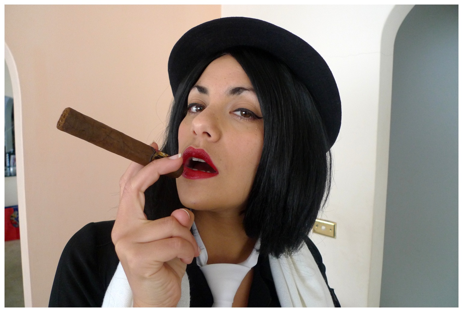 Mafia makeup, fedora and cigar – Theme Me: Costume, Fancy Dress & Theme ...
